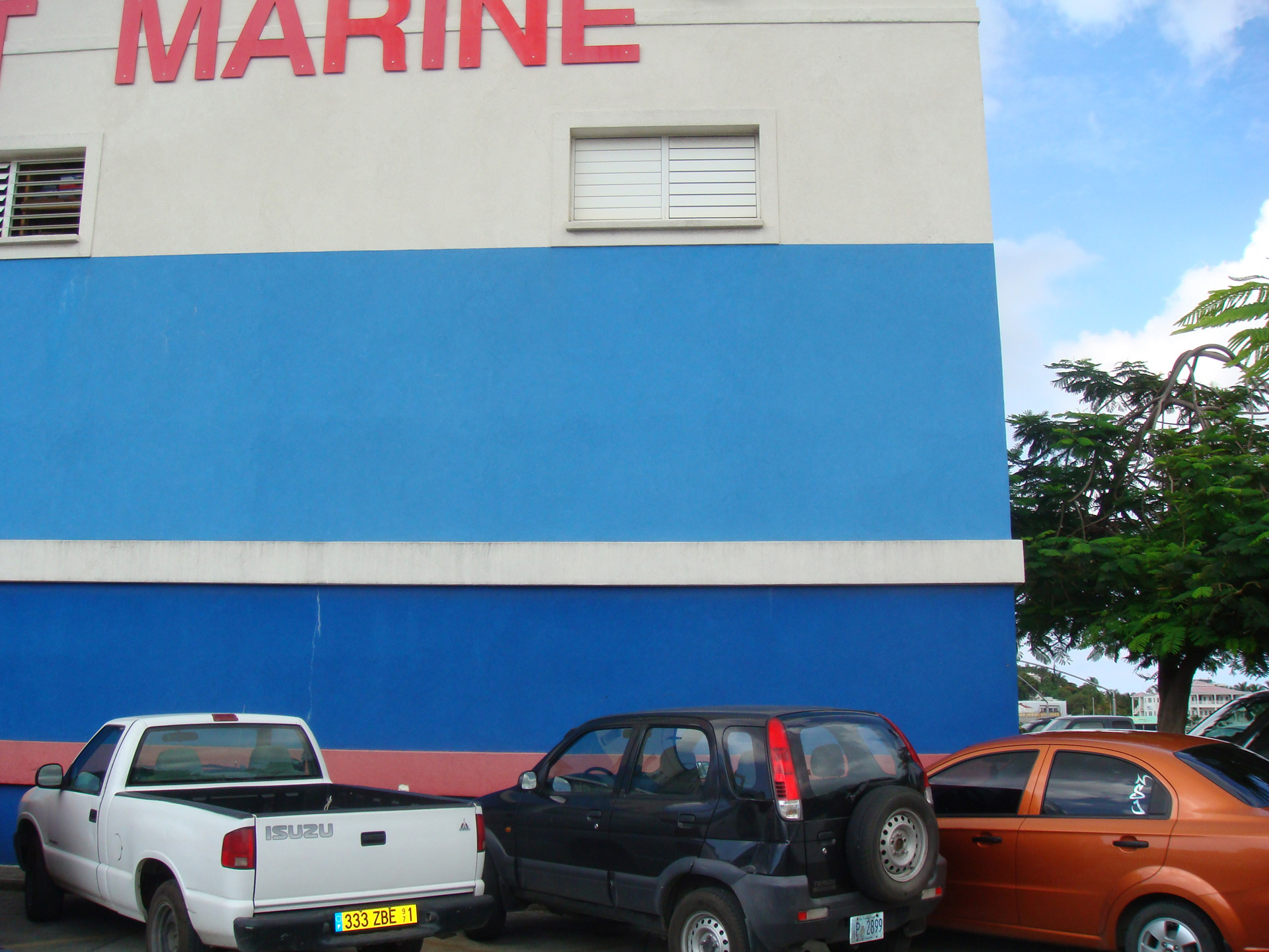 Budget Marine St. Maarten – Drywall Systems